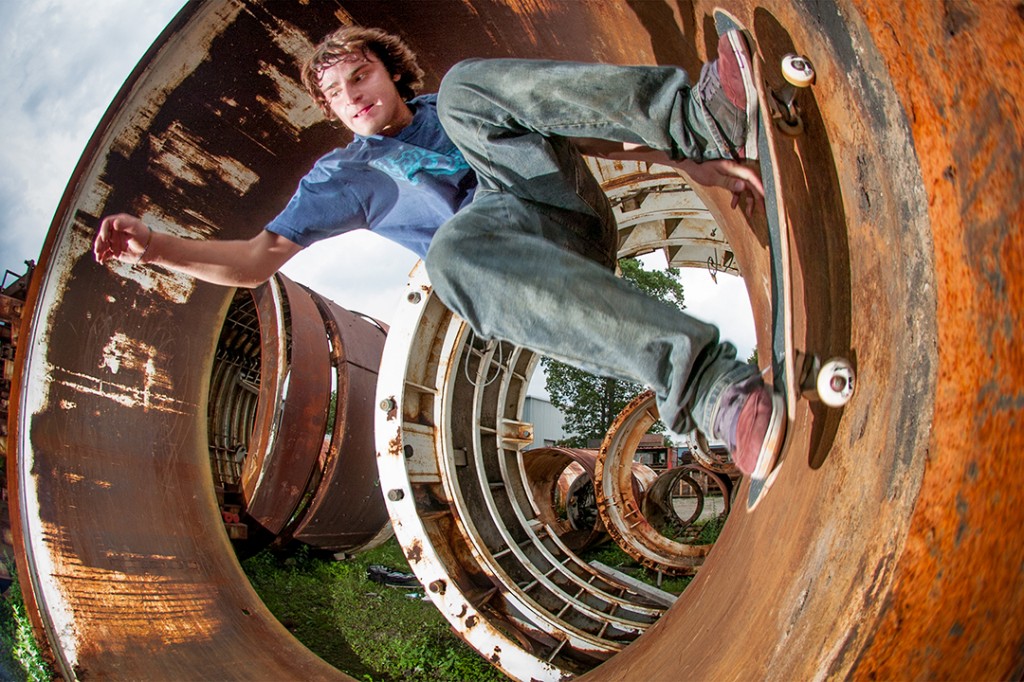 AN INTERVIEW WITH DAN MANCINA, THE FEARLESS BLIND SKATEBOARDER - Jenkem ...