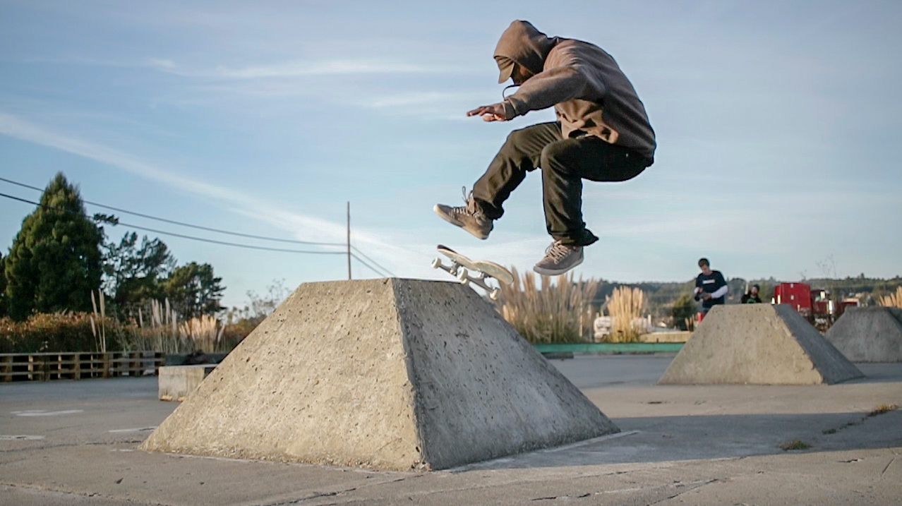 Gershon_Mosley_pyramid - Jenkem Magazine