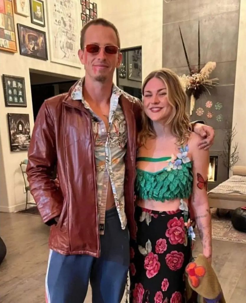 riley-hawk-frances-bean-cobain - Jenkem Magazine