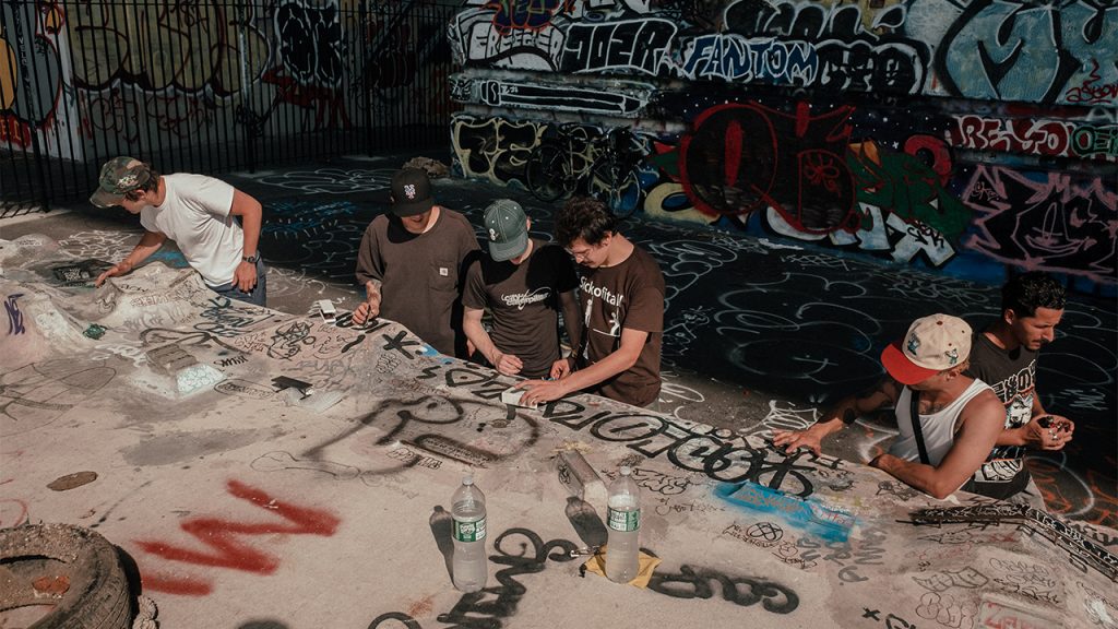 CHECKING OUT A HIDDEN DIY FINGERBOARD PARK IN QUEENS - Jenkem Magazine