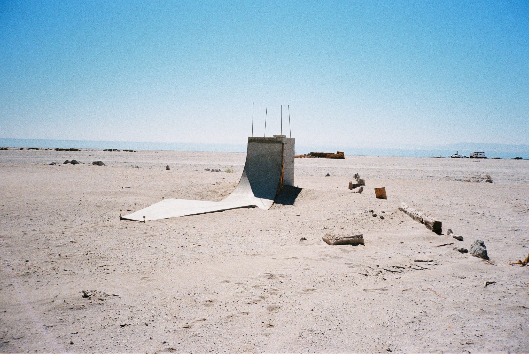 HUNTING DOWN A REMOTE QUARTERPIPE IN A SECLUDED DESERT TOWN - Jenkem ...