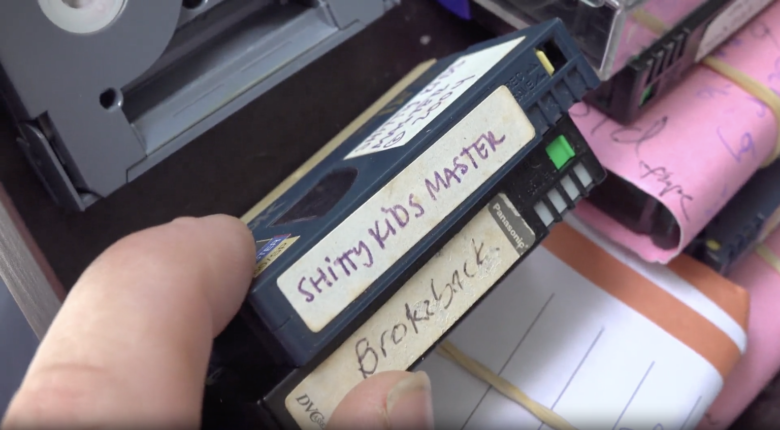 LOCALS: THE MAN DOCUMENTING HAWAII'S SKATE UNDERBELLY - Jenkem Magazine