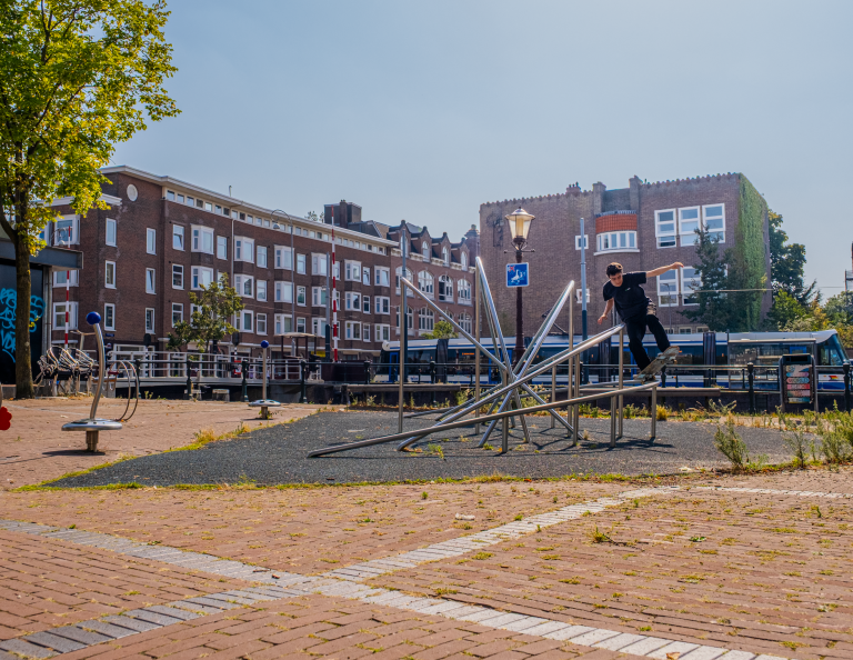WATCH "SPRING RIDERS", A VIDEO FILMED EXCLUSIVELY AT DUTCH PLAYGROUNDS ...