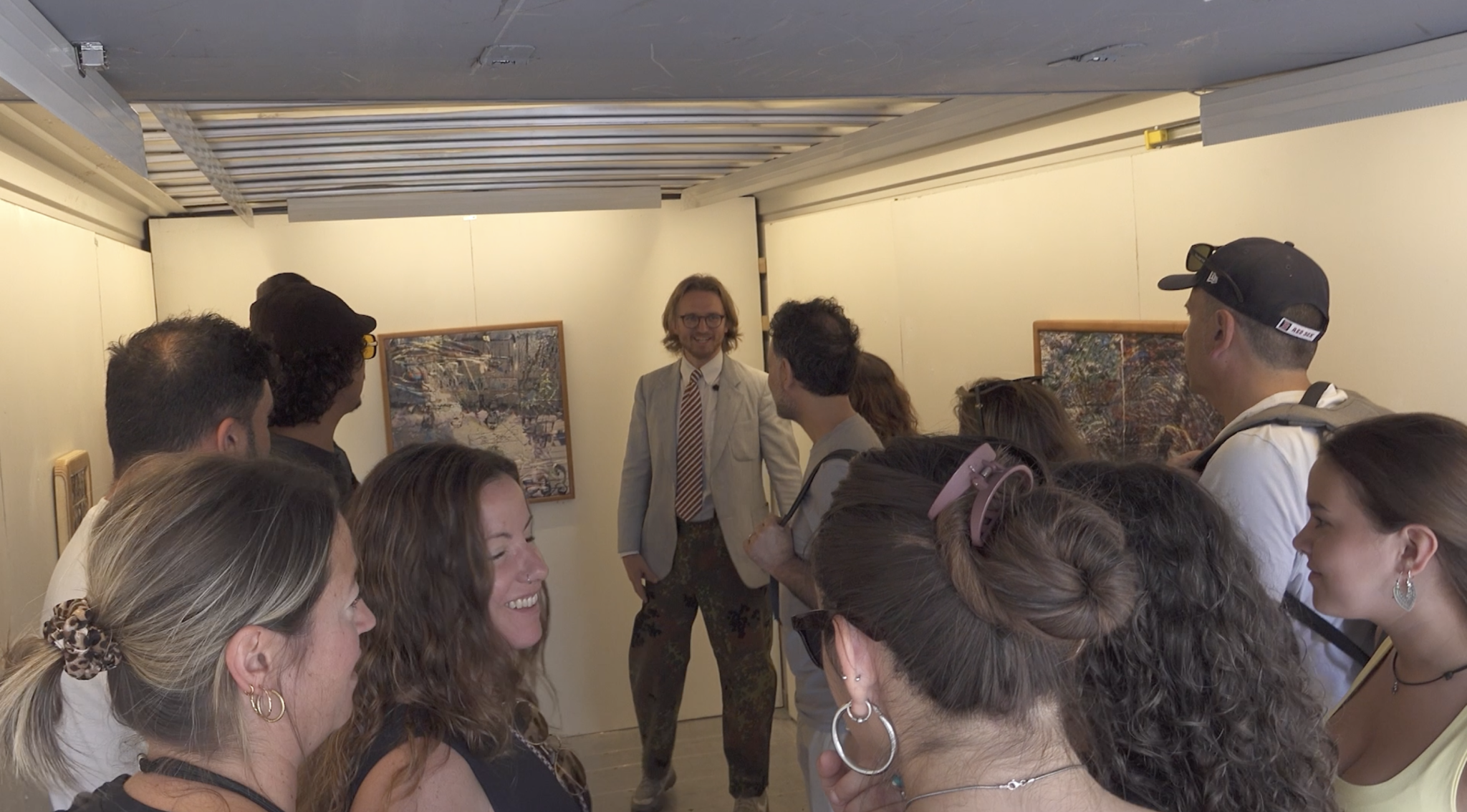 THE DIY ART GALLERY RUN OUT OF A BOX TRUCK, THIS IS U-HAUL GALLERY ...